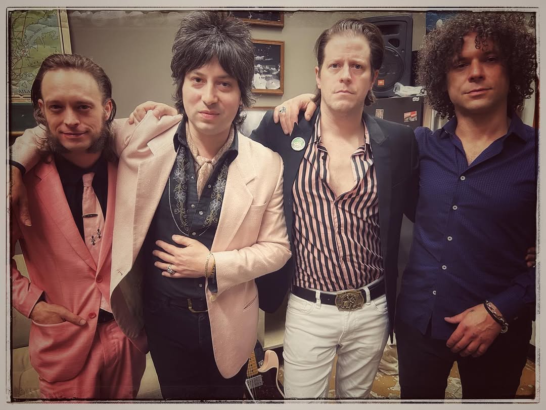 Exploding Hearts - Funtastic Drácula Carnival